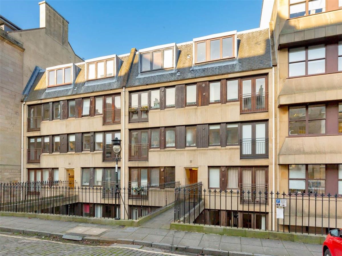 Property to rent in New Town, EH3, Fettes Row properties from Citylets ...