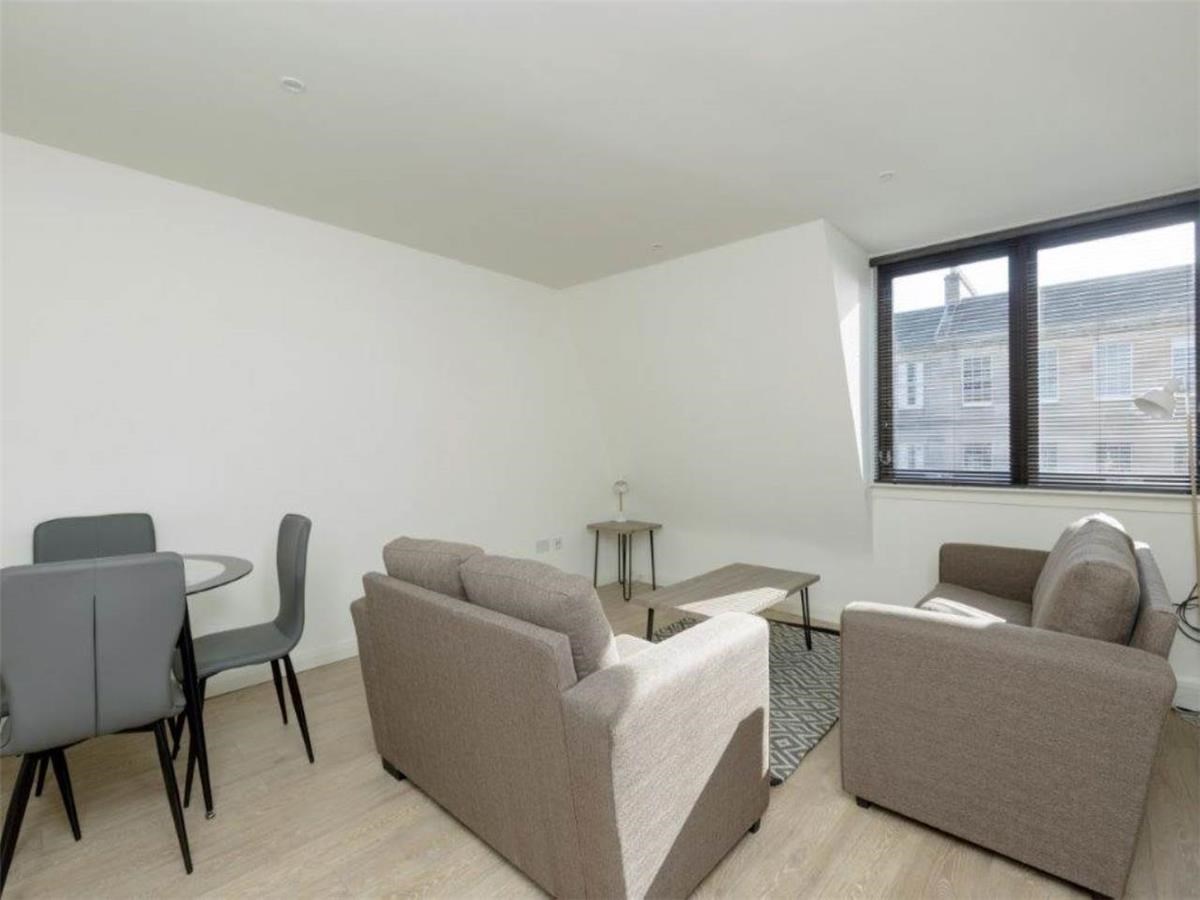 Property to rent in New Town, EH3, Fettes Row properties from Citylets ...