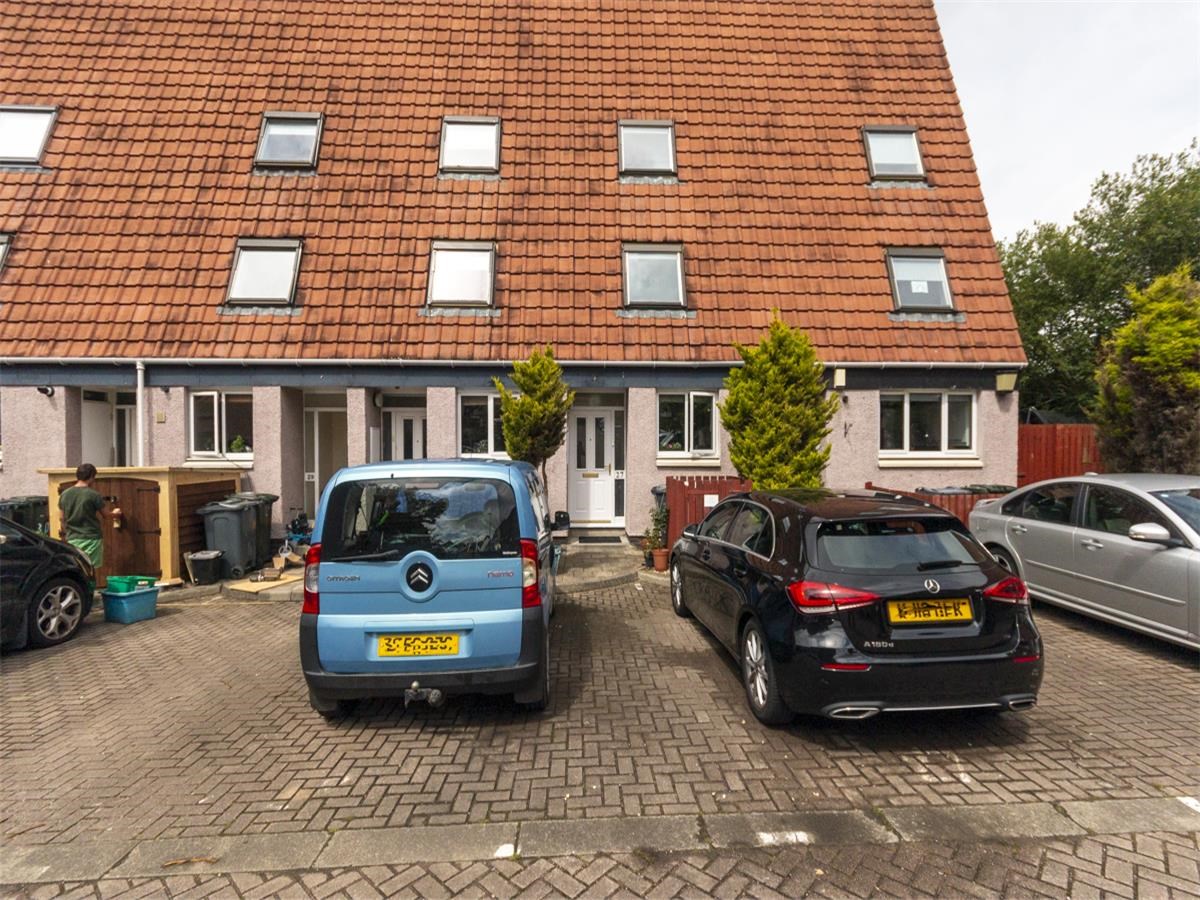 Property to rent in Maybury, EH12, Craigmount Brae properties from ...